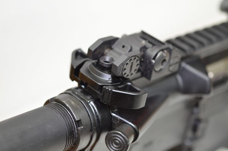 Geissele Airborne Charging Handle: Ambidextrous Design – Paragraph4