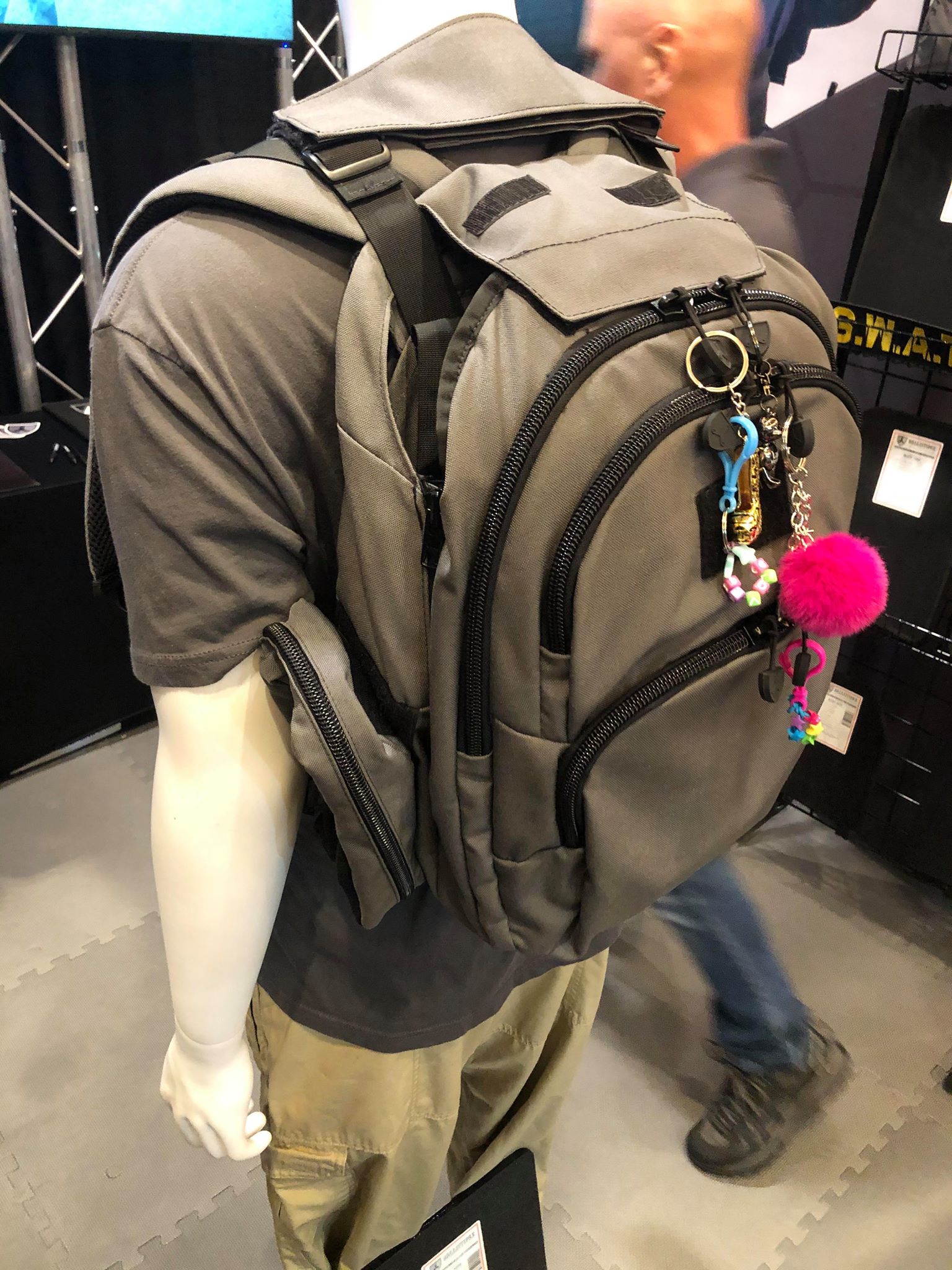 BALLISTIPAX is much more than a backpack – Paragraph4