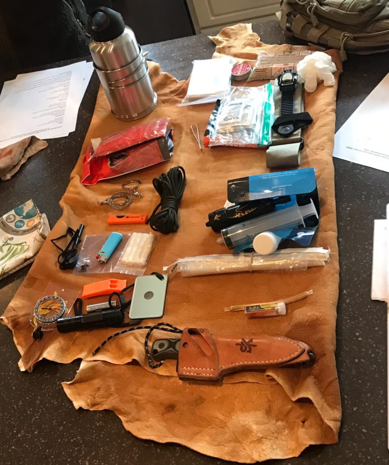 Basic Emergency Field Kit with Nicole Apelian – Paragraph4
